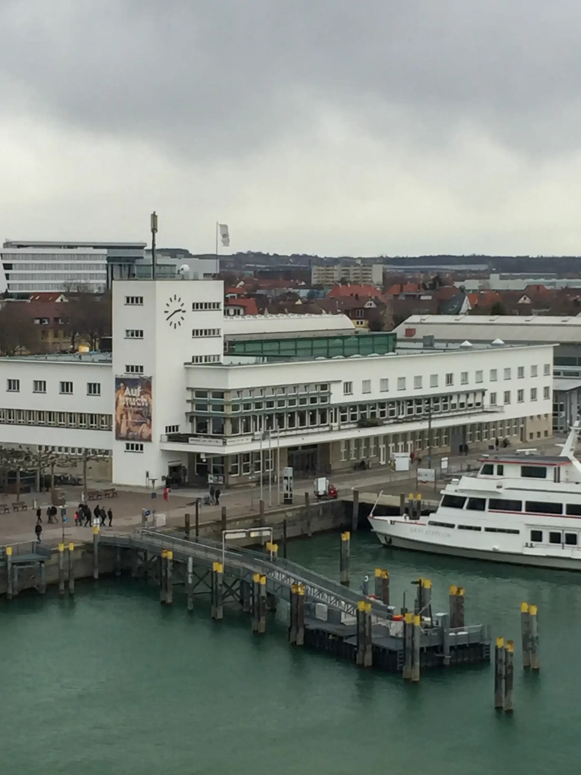 Friedrichshafen: Port Station | Vielfalt der Moderne