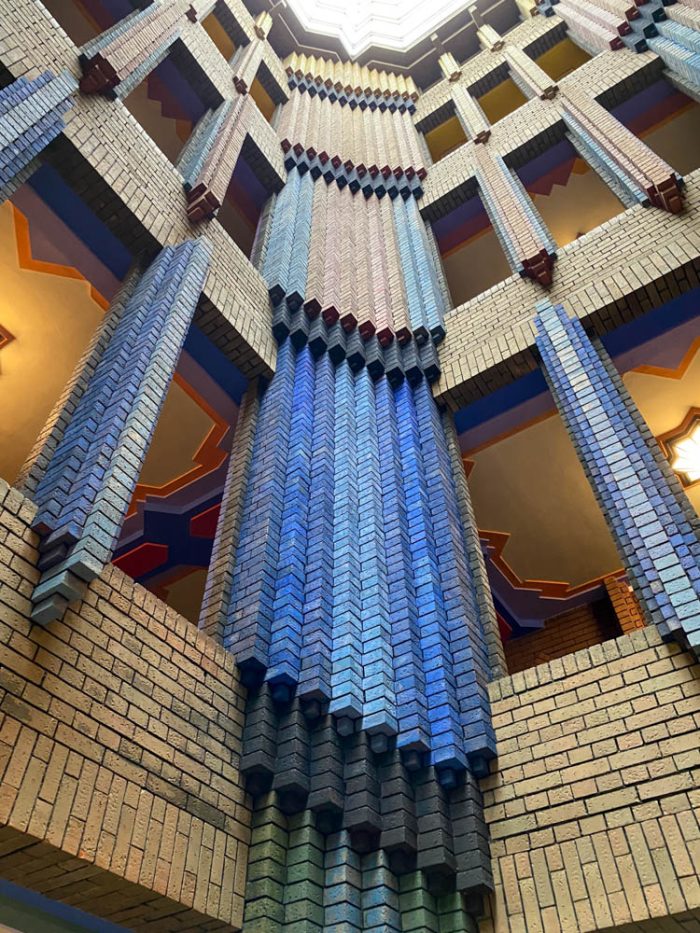 Frankfurt am Main: Behrens Building | Vielfalt der Moderne