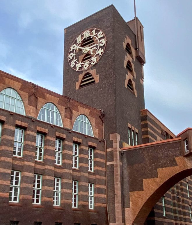Frankfurt/Main: Behrens Building | Vielfalt der Moderne
